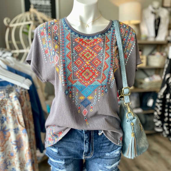 ANDREE BY UNIT | Tops | Andree By Unit Embroidered T Shirt | Poshmark
